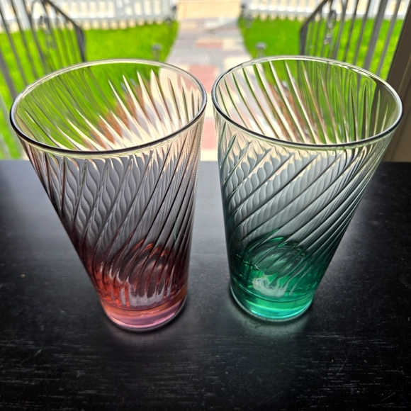 Libbey | Dining | Vintage Set Of 2 Tall Libbey Swirl Tumblers Rosepink ...
